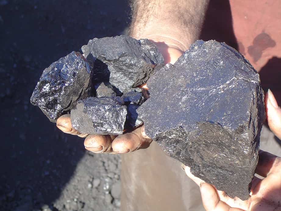 Natural Asphalt Rock - Elikagilsonite